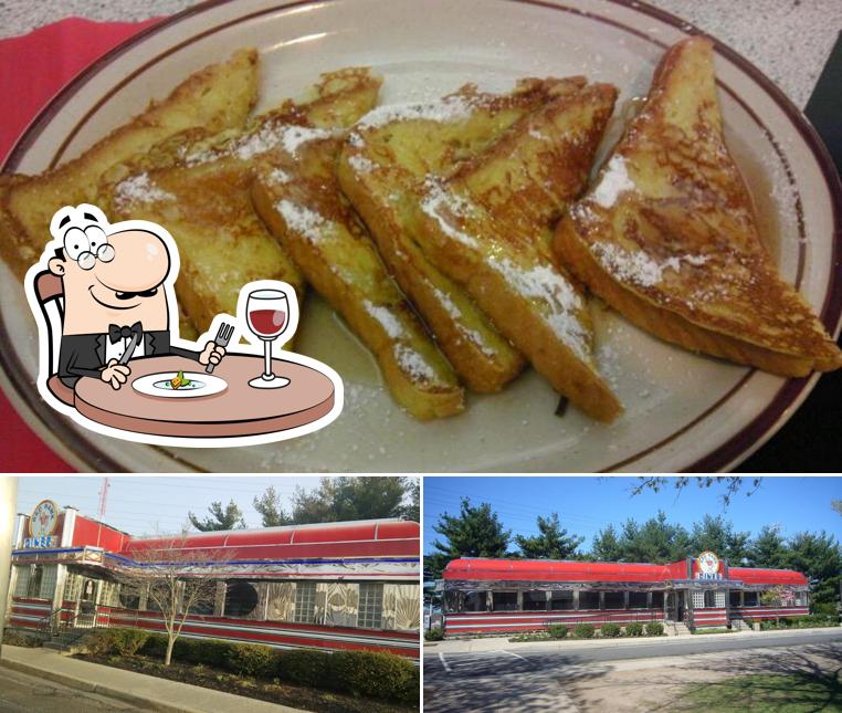 Red Hawk Diner, Montclair - Restaurant menu, prices and reviews