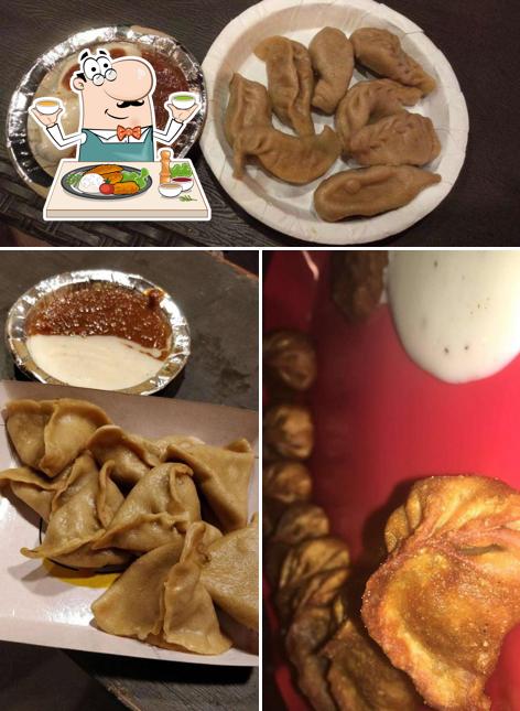 Dumpling Hood, Chandigarh, SCO 285/1 - Restaurant menu and reviews