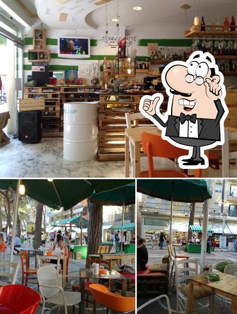 Street Caffe pub & bar, Cattolica - Restaurant reviews