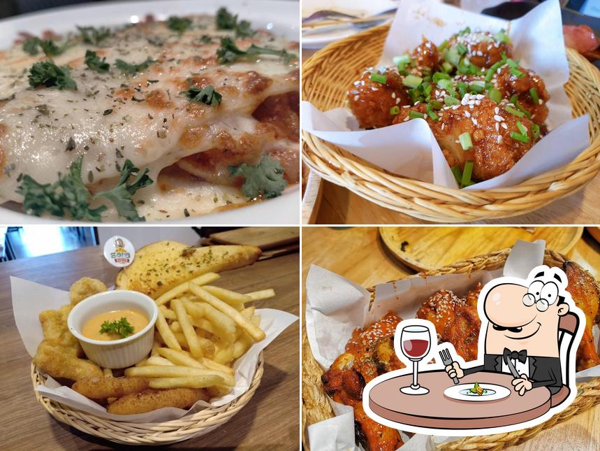 Sarah Halal Pizza, Bangkok - Restaurant menu, prices and reviews