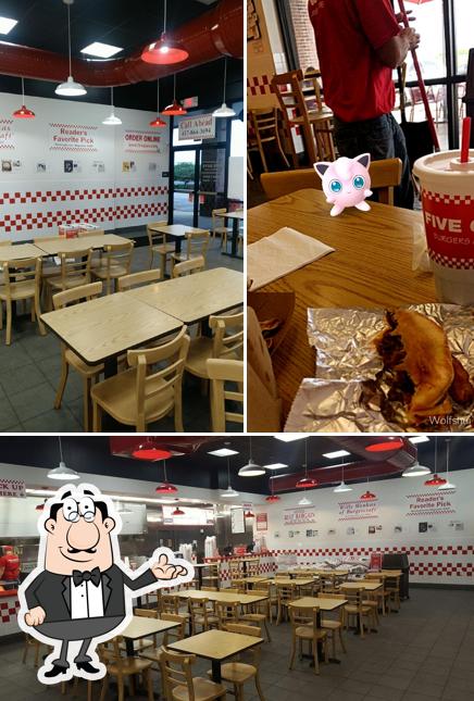 Five Guys, 2711 N Kansas Expy in Springfield - Restaurant menu and reviews