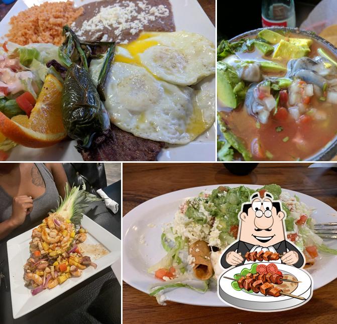Paracho Mexican and Seafood Restaurant in Riverside - Restaurant menu ...