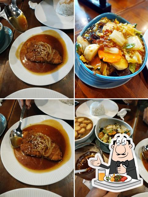 Uncle Loe Coffe & Toast restaurant, Palembang, Jalan Gub H Bastari ...