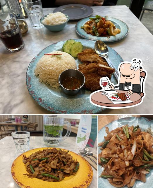Rosa's Thai Warren Street, London - Restaurant menu, prices and reviews