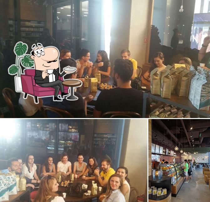 Starbucks, Timișoara, Shopping City - Restaurant reviews