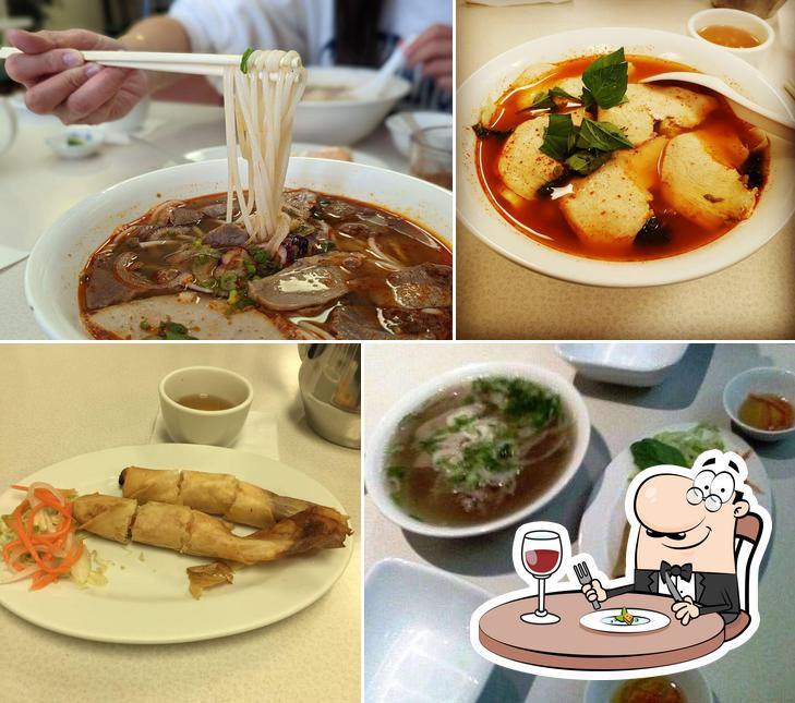 Bach Yen Vietnamese Cuisine in Toronto - Restaurant menu and reviews