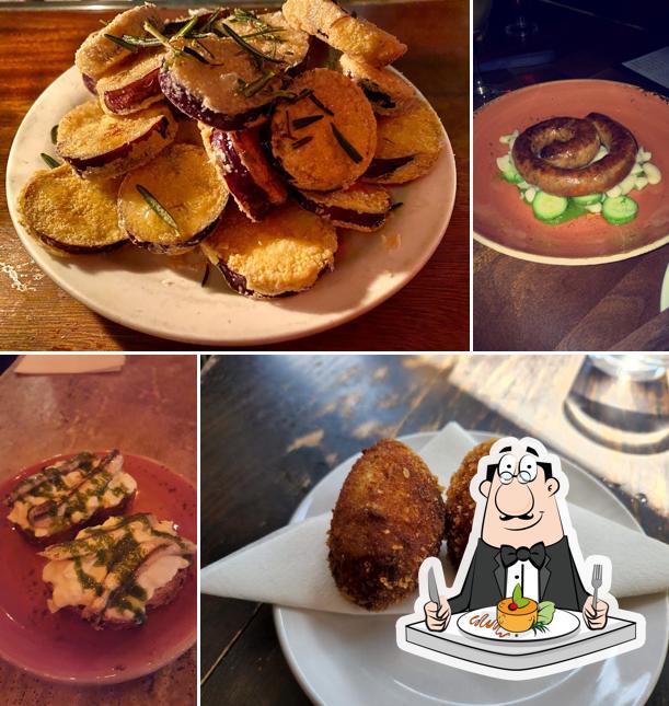 Bar Raval, Toronto, Bathurst - Restaurant menu, prices and reviews