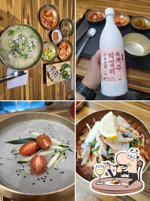 Mandolong Noodle House, Seogwipo-si - Restaurant menu, prices and reviews