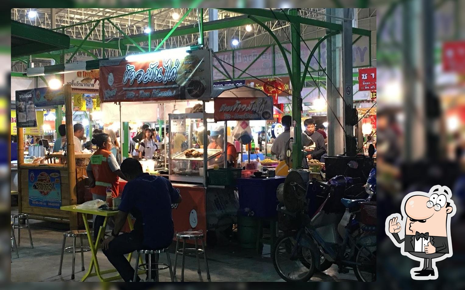 บังอร ข้าวมันไก่ สาขาตลาดสุวรรณเกลียวทอง restaurant, Pak Chan