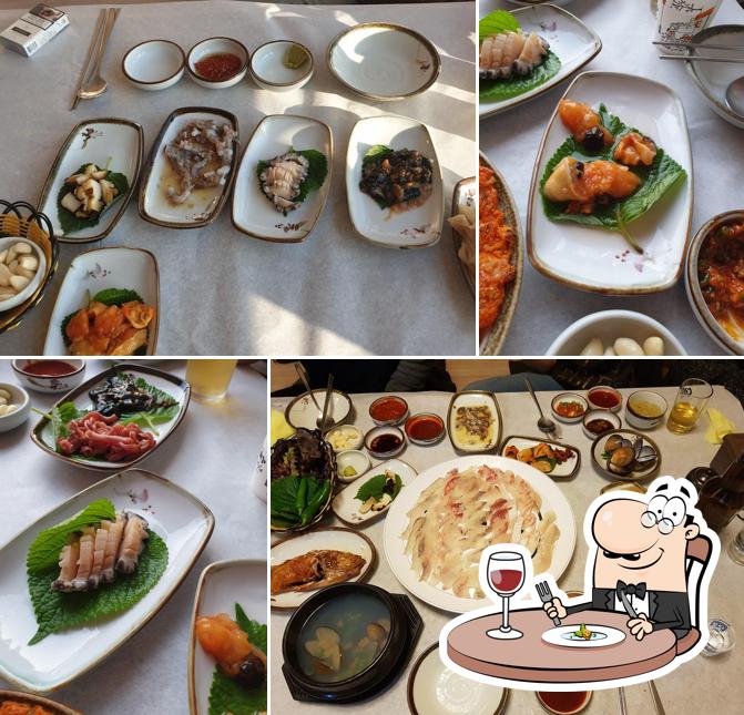Mijo Hoetjip restaurant, Busan, 49 Dalmaji-gil 62beon-gil - Restaurant ...