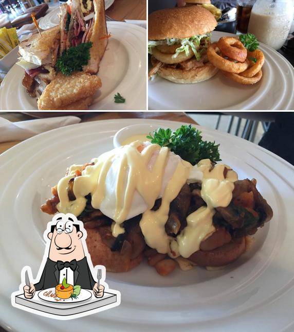 Chattin - Cafe Bar Restaurant and Catering, 5/100 Goondoon St in ...