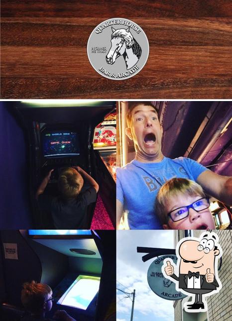 Quarter Horse Bar & Arcade in Durham - Restaurant reviews