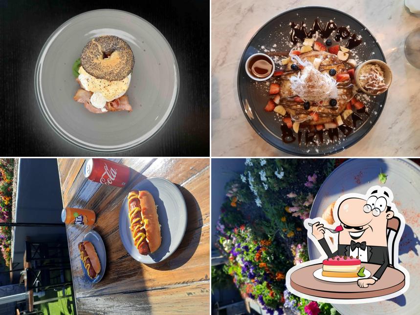 Topdog Gourmet, Wooloowin - Restaurant menu, prices and reviews