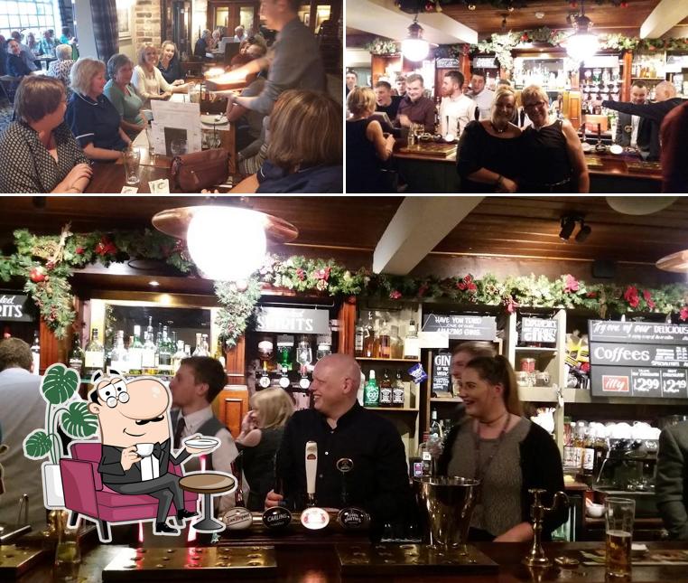 Phoenix, Sheffield - Restaurant menu, prices and reviews