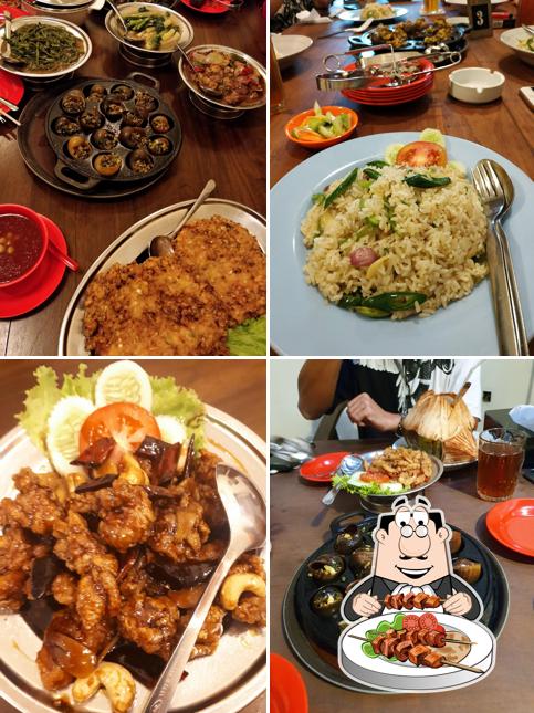 Restoran Roemah Noni, Jakarta - Restaurant menu, prices and reviews