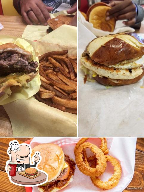Ronnie's Burgers, Wichita Falls - Restaurant menu, prices and reviews