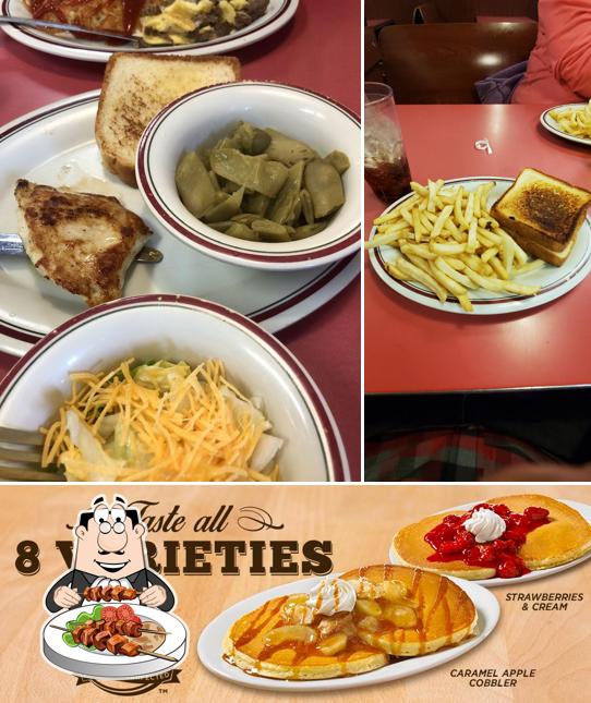 Huddle House, 2806 W 5th St in Lumberton - Restaurant menu and reviews