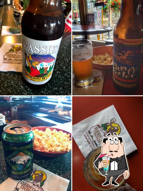 Darwin's Theory in Anchorage - Restaurant menu and reviews