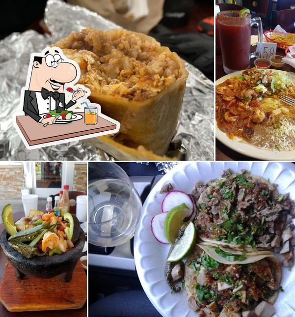 Taqueria Jalos, 898 S Main St in Willits - Restaurant menu and reviews