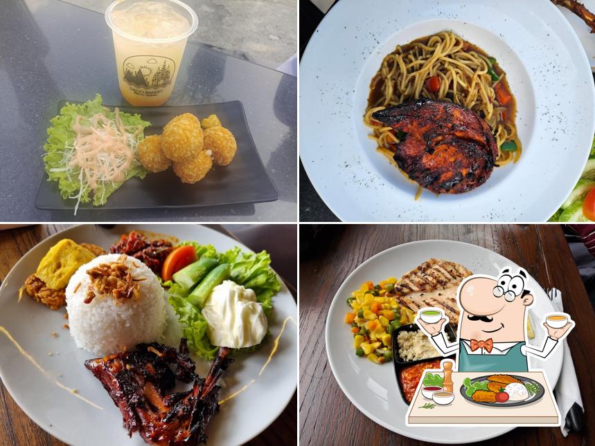 Dago Bakery Punclut Cafe, Lembang, Jl. Pagermaneuh No.57 - Restaurant ...
