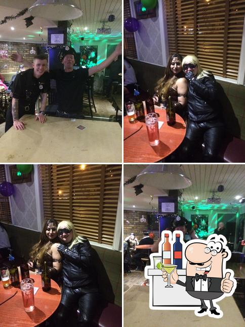 Woodside Bar, Coatbridge - Restaurant menu, prices and reviews