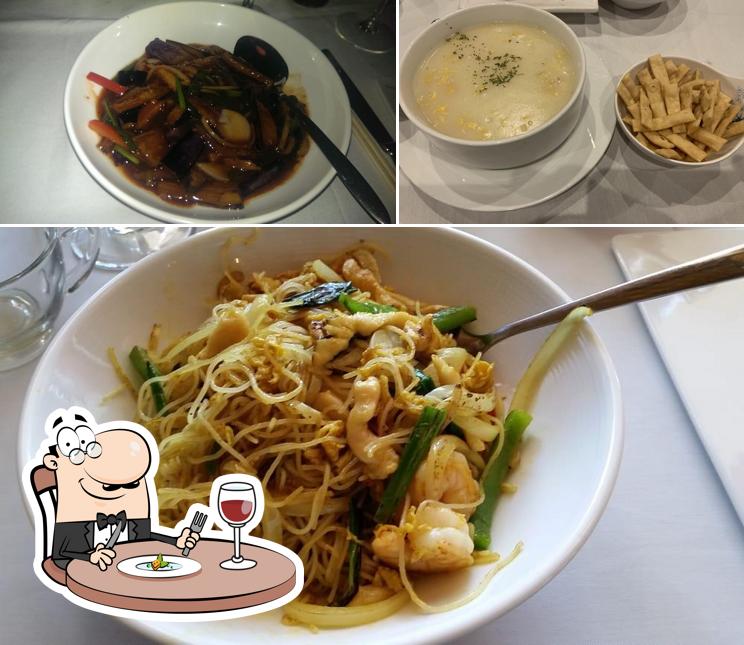 O'mei Chinese Cuisine, North Naples - Restaurant menu, prices and reviews
