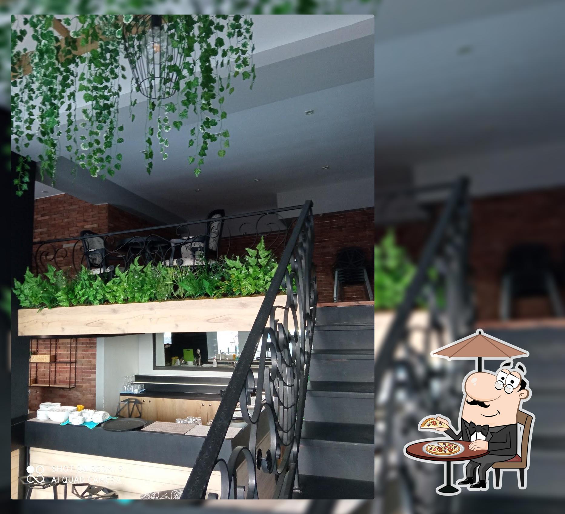 New Face cafe, Tirana