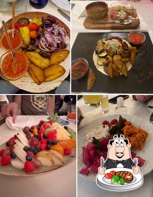 Fayna Ukraina Restaurant Файна Україна Файна Украина, Berlin ...