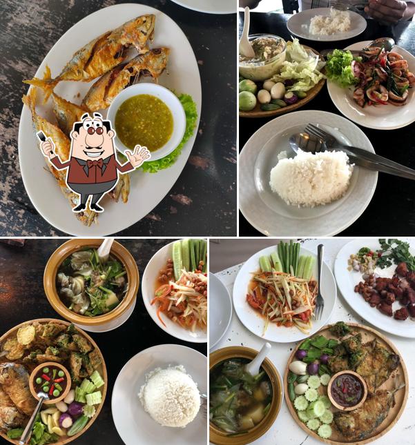 Restaurante Baan Khun Tawee, Lat Yai, ถนนปทุมมาลัย - Carta del ...