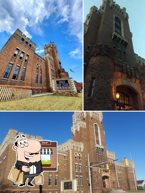 Rochester Main Street Armory in Rochester - Restaurant reviews