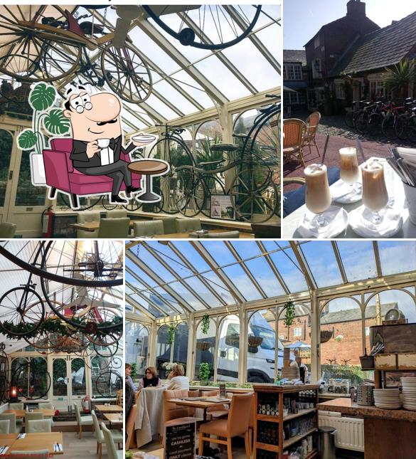 The Courtyard Coffee House, Knutsford - Carta del restaurante y opiniones