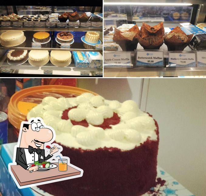 Sans Rival desserts, Mandaluyong - Restaurant reviews
