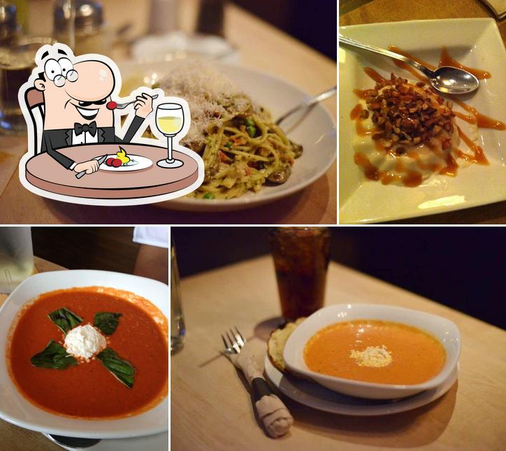 Famoso Neapolitan Pizzeria - Annex in Toronto - Restaurant menu and reviews
