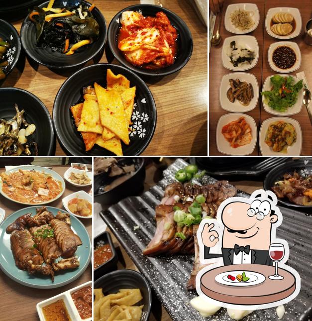 Han Corea, 7008 Farrell Rd SE in Calgary - Restaurant menu and reviews