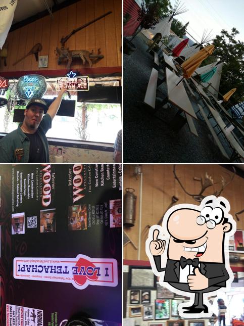 Redhouse BBQ, 426 E Tehachapi Blvd in Tehachapi - Restaurant menu and ...