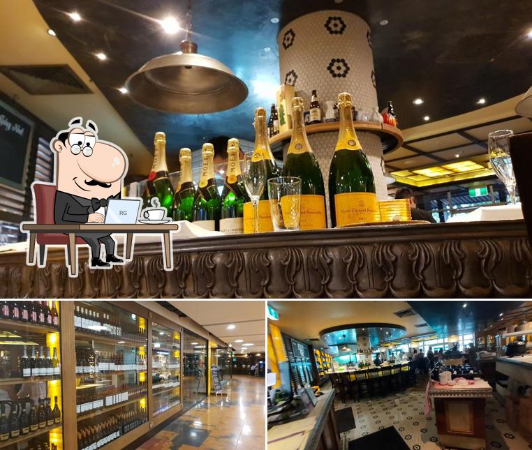 Waterfront Southgate, Southbank - Restaurant menu, prices and reviews