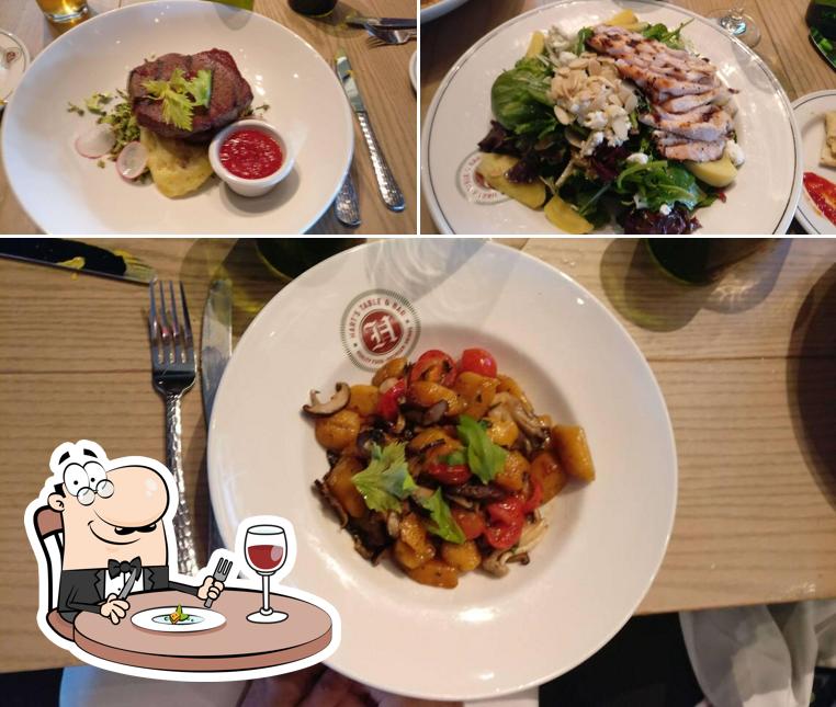 Hart's Table & Bar in Edmonton - Restaurant reviews