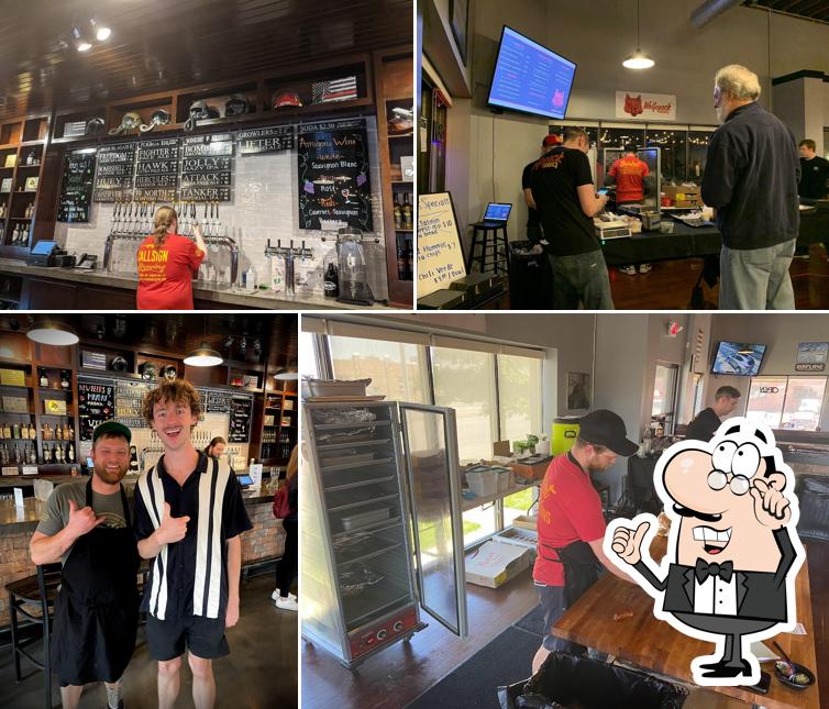 Wolfpack BBQ & Burgers, Kansas City - Restaurant menu, prices and reviews