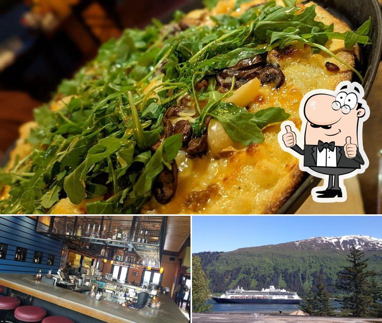 The Island Pub, 1102 2nd St in Juneau - Restaurant menu and reviews