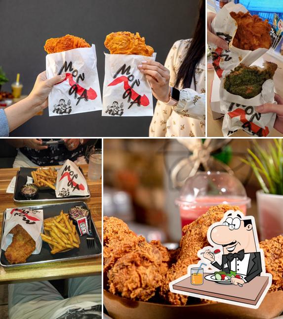 Monga Fried Chicken, 692 Yonge St in Toronto - Restaurant menu and reviews
