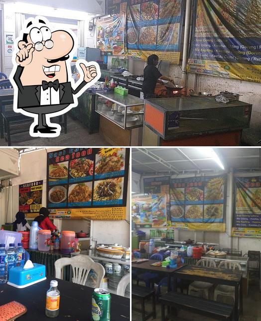 LAUT BIRU SEAFOOD (FRESH FOOD) restaurant, South Jakarta - Restaurant ...