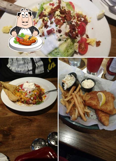 Rusty Bucket Restaurant and Tavern, 4109 N High St in Columbus ...