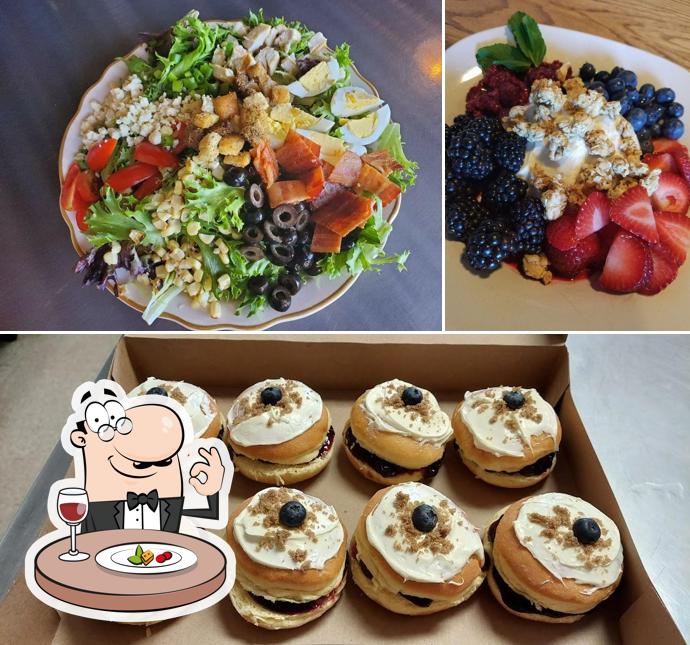 Compass Rose Cafe, Brookings - Restaurant menu, prices and reviews