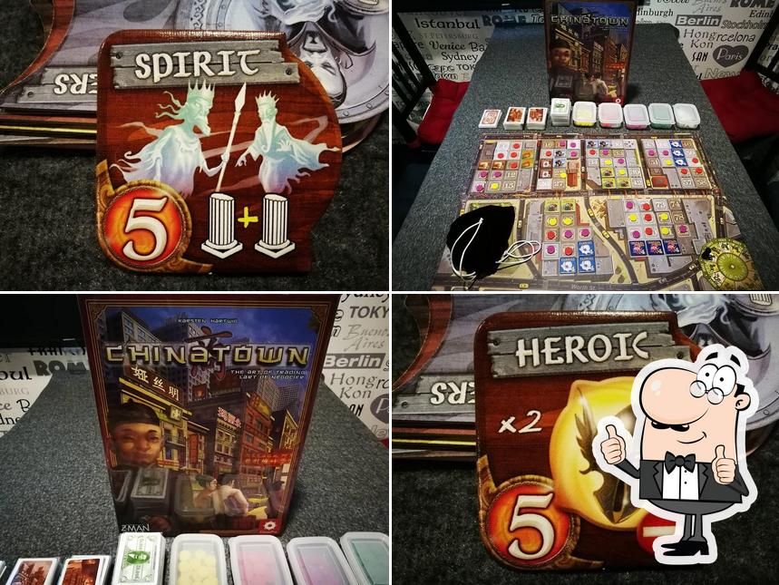 My Quest Board Game Cafe บอร์ดเกมส์คาเฟ่ เมืองเอก มหาวิทยาลัยรังสิต, Rangsit - Restaurant reviews