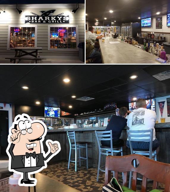 Sharky's Bar and Grill in Cedar Island - Restaurant reviews