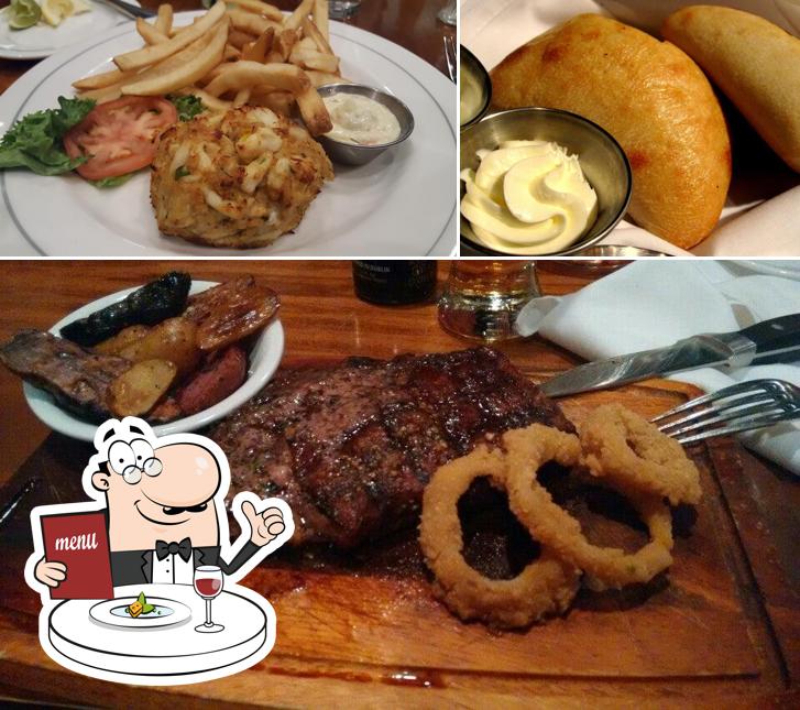 Phillips Seafood, 601 E Pratt St in Baltimore - Restaurant menu and reviews