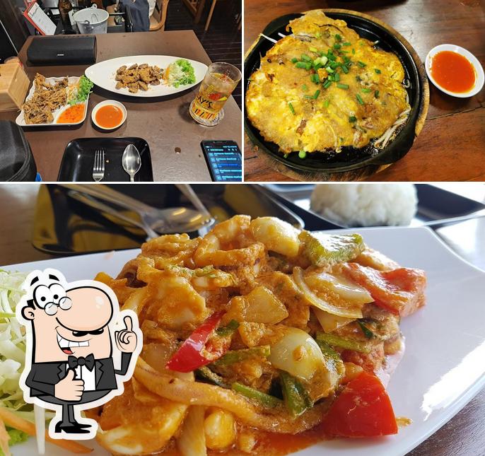 Racha Riverside32, Bangkok - Restaurant menu, prices and reviews