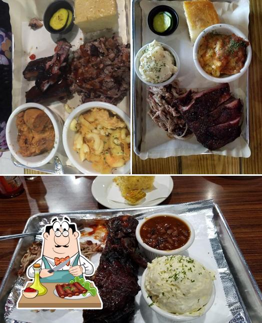Charlie's BBQ in Seekonk - Restaurant menu and reviews