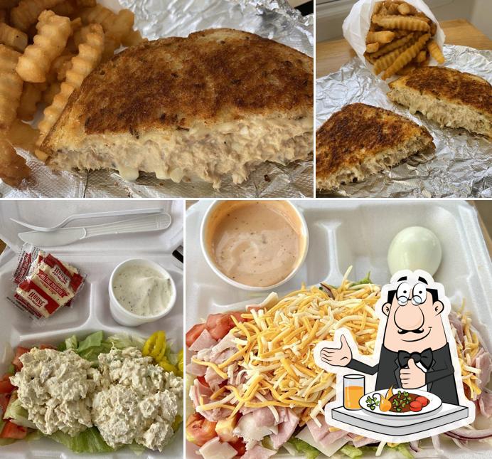 Chow Down Alley in Jacksonville - Restaurant menu and reviews