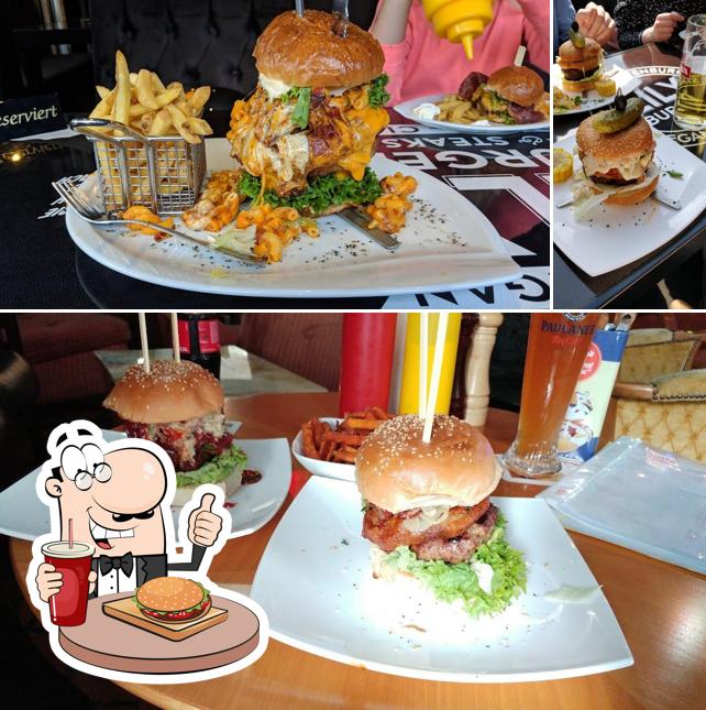 Lily Burger "Beef & Vegan Grill-Club“, Berlin, Sophie-Charlotte-Platz ...